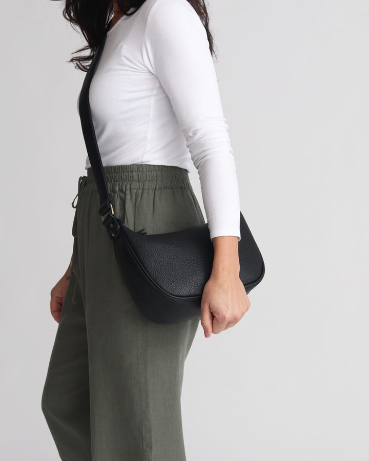 Ollie & Nic Handbags and Fashion Accessories